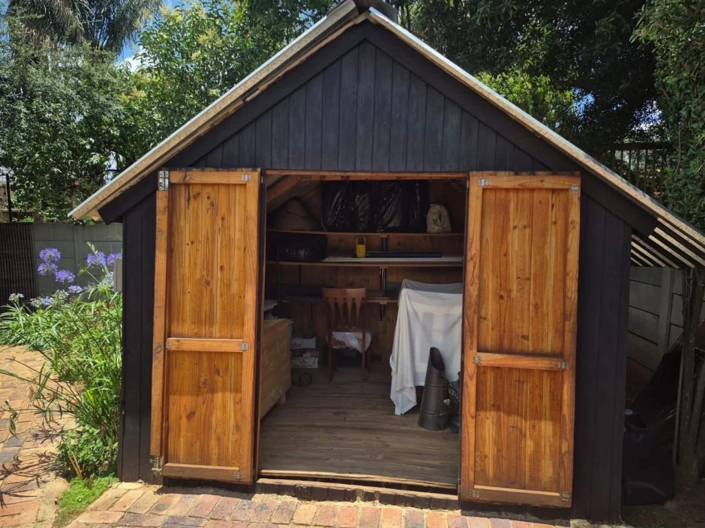 Explosives and Ammunition Discovered in Benoni Guest House – PrimeTime News